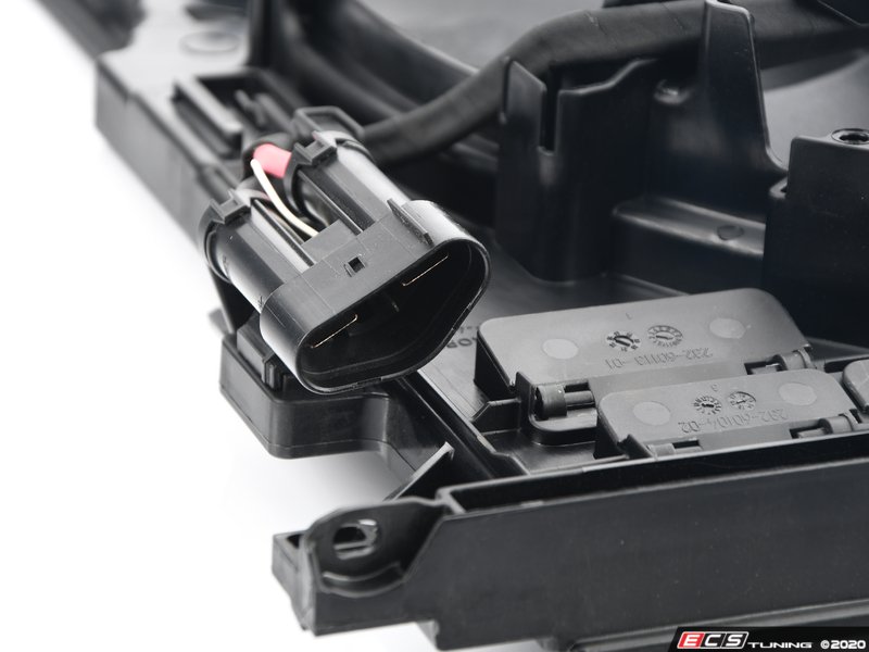 Genuine BMW - 17427647652 - Cooling Fan Assembly with Shroud (850W) (17 ...