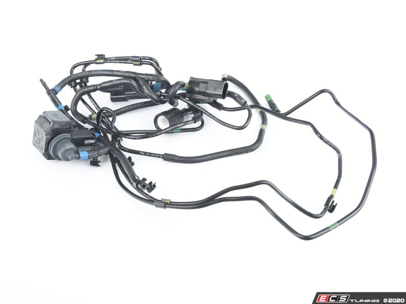 Genuine Volkswagen Audi - 079131055DM - VACUUMPIPE (079 131 055 DM)