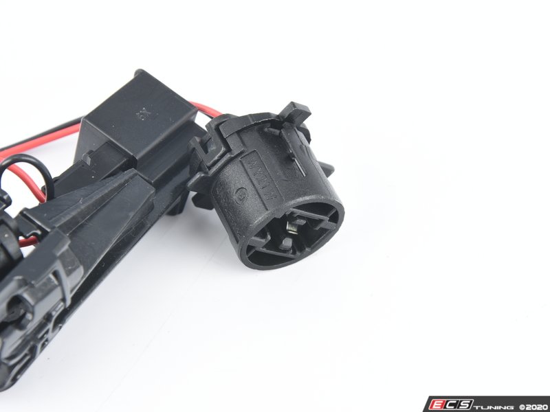 Genuine Volkswagen Audi - 5G0945257 - BULBHOLDER (5G0 945 257)