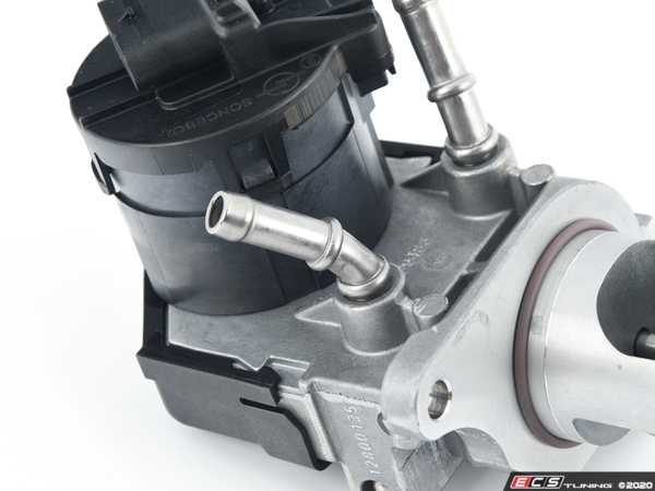 Genuine BMW - 11717810871 - EGR Valve (11-71-7-810-871)