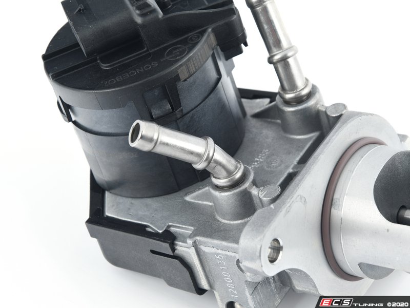 Genuine BMW - 11717810871 - EGR Valve (11-71-7-810-871)