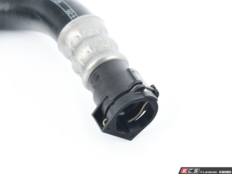 Genuine BMW - 17227596867 - F01 Oil Cooling Pipe Outlet (17-22-7-596-867)