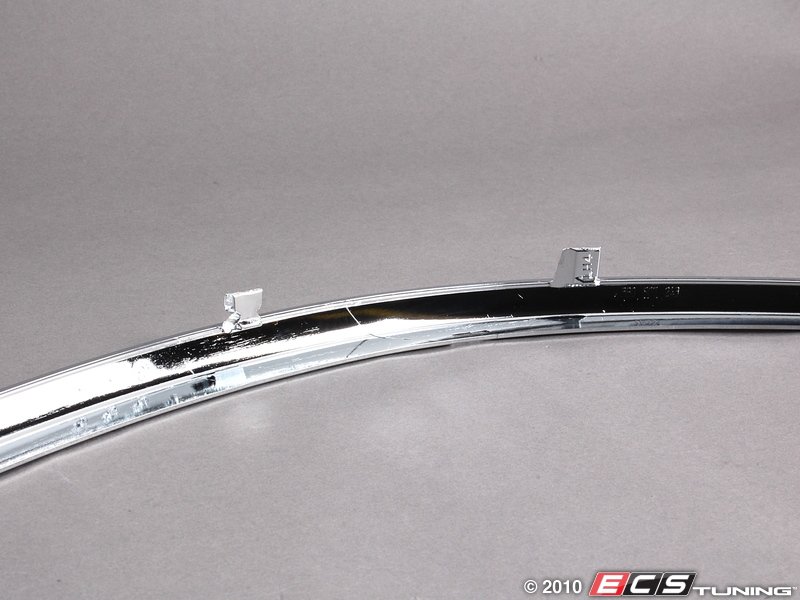 Genuine Volkswagen Audi - 3B08072432ZZ - Front Bumper Chrome Moulding ...