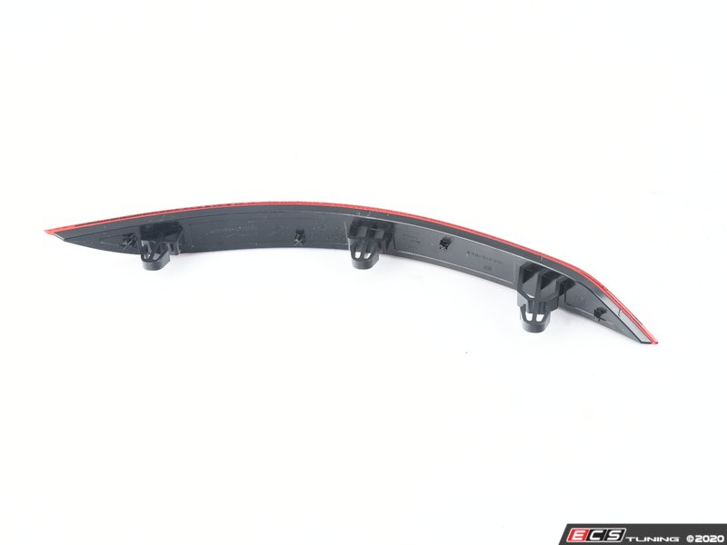 Genuine Volkswagen Audi - 5G9945105B - REFLECTOR (5G9 945 105 B)