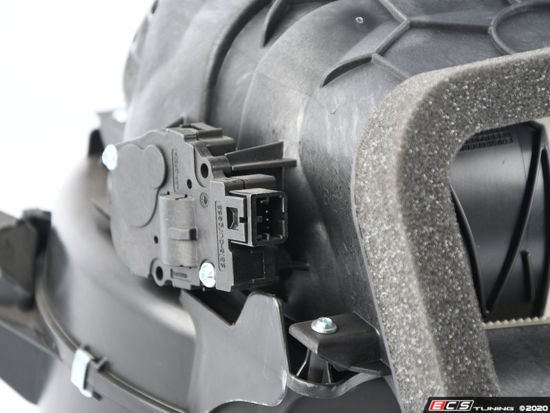 Genuine Porsche - 97057391202 - FAN HOUSING