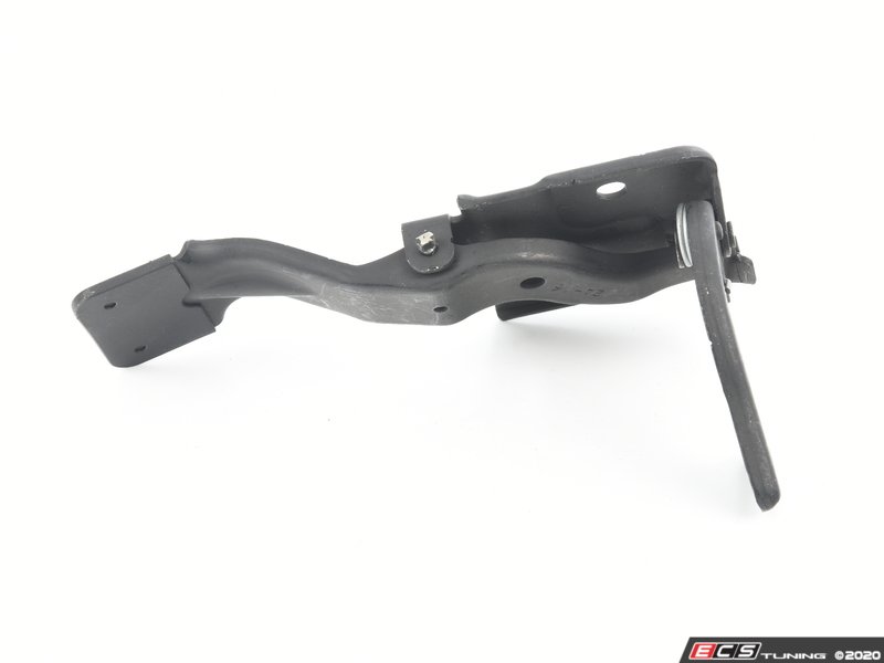 Genuine Volkswagen Audi - 068121132A - Coolant Flange (068 121 132 A)