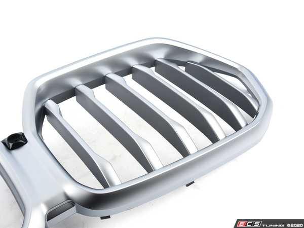 Genuine BMW - 51138494884 - Grill Front - Beleuchtet (51-13-8-494-884)