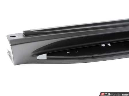 Genuine Mercedes Benz - 1676986200 - TRIM, STEP