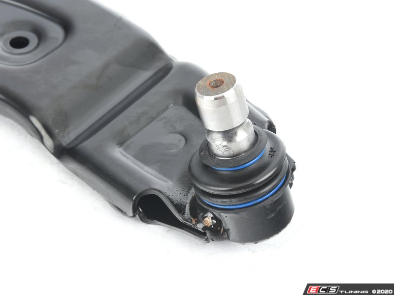 Delphi - 31126879842 - Lower Control Arm / Wishbone With Ball Joint - Right