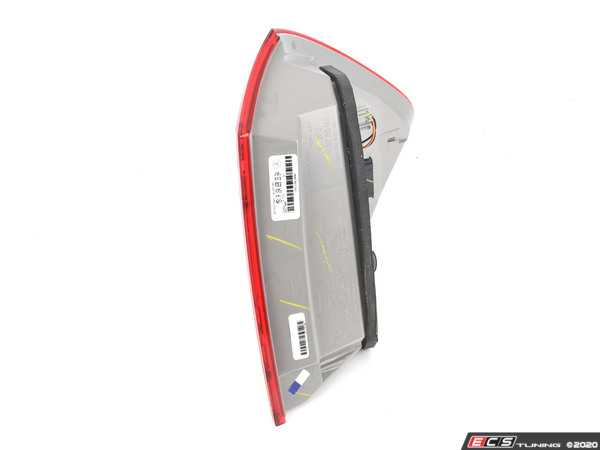 Genuine Mercedes Benz - 1648203364 - TAIL LAMP