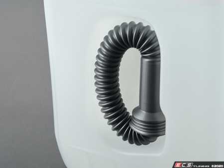 Genuine Mercedes Benz - 004989042014 - NOX REDUCING AGENT