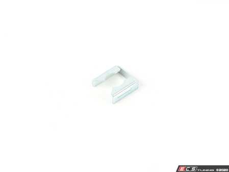 Genuine Volkswagen Audi - 035906037 - Fuel Injector Retaining Clip ...