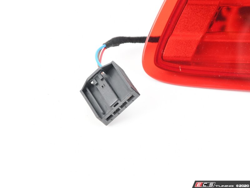 ULO - 63217252784 - Trunk Mounted Tail Light - Right