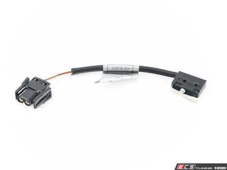 Genuine BMW - 61311383074 - MICRO SWITCH (61-31-1-383-074)