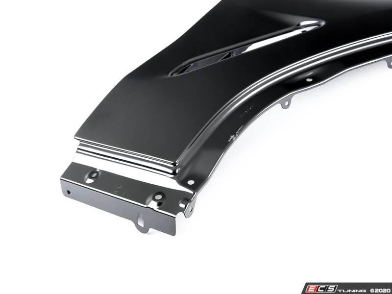 Genuine BMW - 41007930972 - Side Panel - Front Right (41-00-7-930-972)