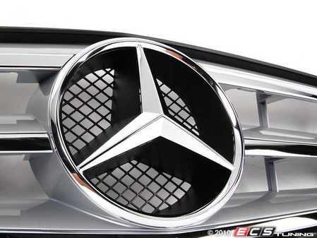 Genuine Mercedes Benz - 20488000239744 - Radiator Grille Assembly