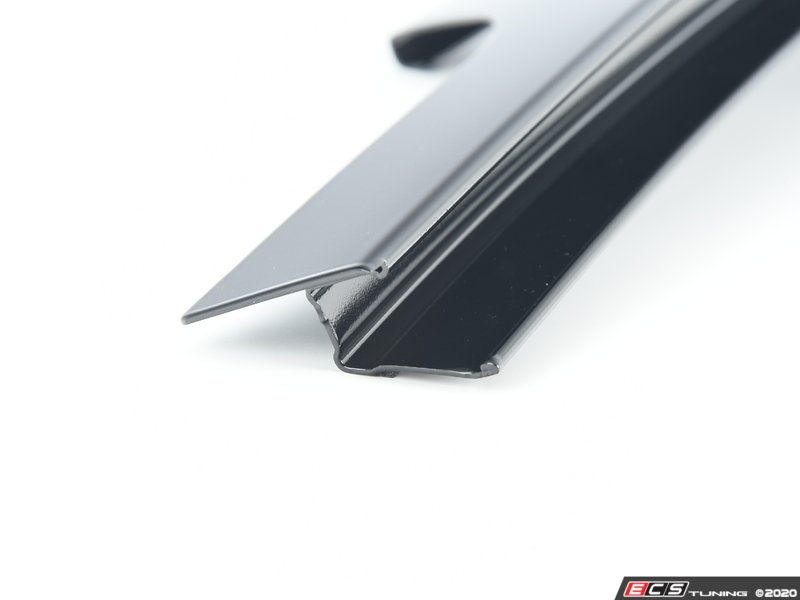 Genuine BMW - 51337410022 - COVER, COLUMN B, DOO (51-33-7-410-022)