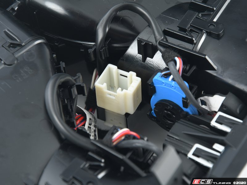 Genuine BMW - 64229115859 - Grille - Center (64-22-9-115-859)