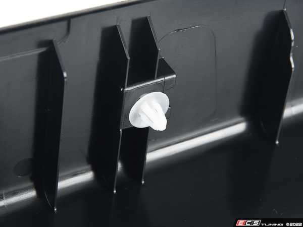 Genuine Mercedes Benz - 21269031009051 - LINING LOADING SILL