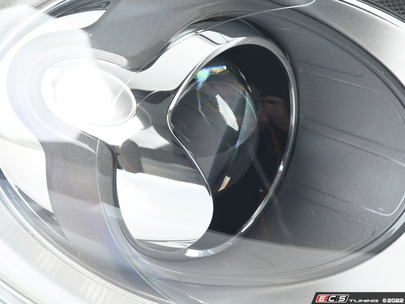 Valeo - 63117448379 - LED Headlight With Cornering - Left 046764