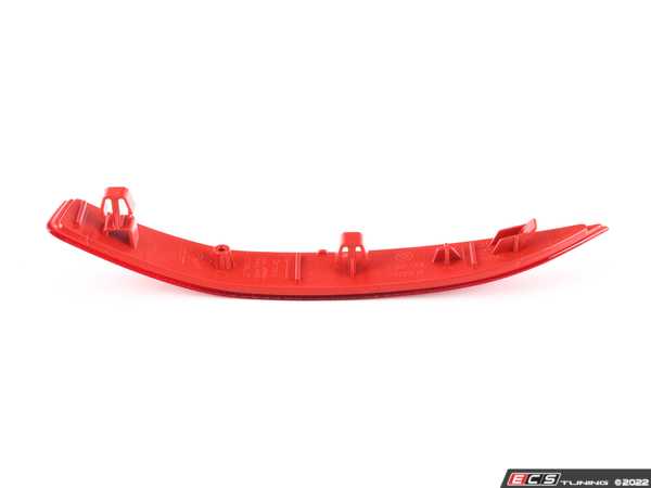 Genuine BMW - 61617355548 - Reflector - Bumper Cover (Red) (61-61-7-355 ...