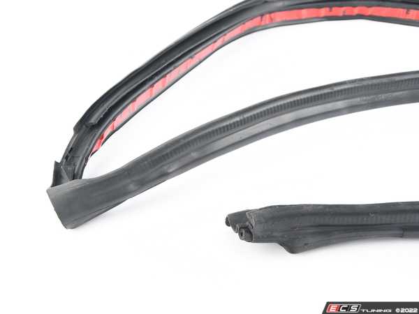 URO - 51718410169 - Convertible Top Seal