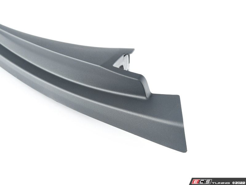 Genuine BMW - 51337447172 - COVER, WINDOW BORDER, DOOR, (51-33-7-447-172)