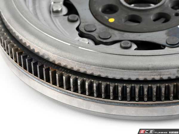 Genuine Volkswagen Audi - 06K105266J - FLYWHEEL (06K 105 266 J)