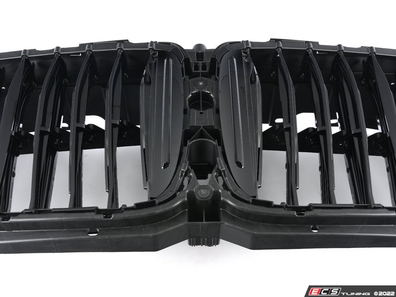 Genuine BMW - 51745A29C42 - Air Flaps - Upper (51-74-5-A29-C42)