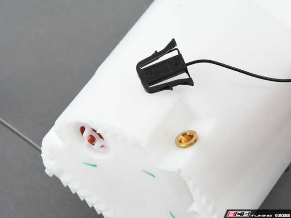 Genuine BMW - 16117195465 - Fuel Pump - In Tank (16-11-7-195-465)