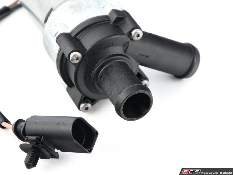 Genuine Volkswagen Audi - 3D0965561E - WATER PUMP (3D0 965 561 E)