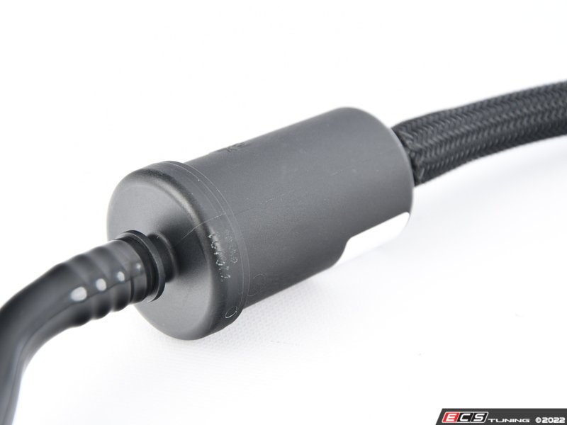 Genuine BMW - 13908670276 - FUEL TANK BREATH.LIN (13-90-8-670-276)