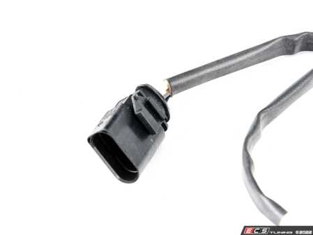 Genuine Porsche - 95860617400 - OEM Post-Catalyst Oxygen Sensor ...