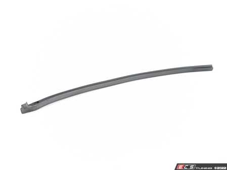 Genuine Volkswagen Audi - 7L6837718 - DOOR SEAL (7L6 837 718)