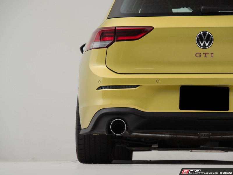 ECS - 001185LA01 - MK8 GTI/Golf R Gloss Black Rear Bumper Fog Lights Trim