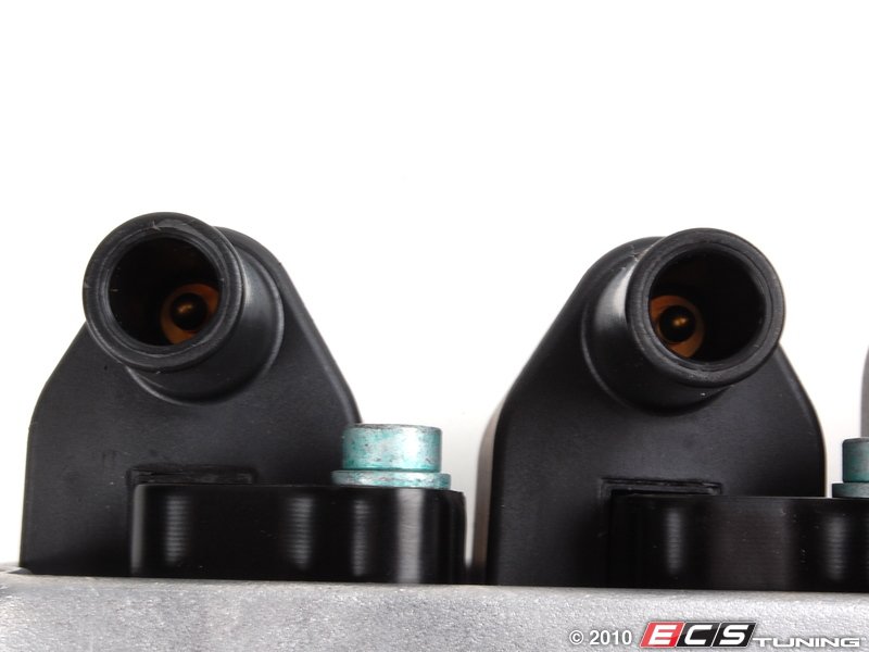 Genuine Volkswagen Audi - 078905104A - Ignition Coil (078 905 104 A)