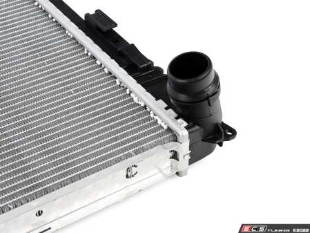 Genuine BMW - 17118623350 - Radiator (17-11-8-623-350)