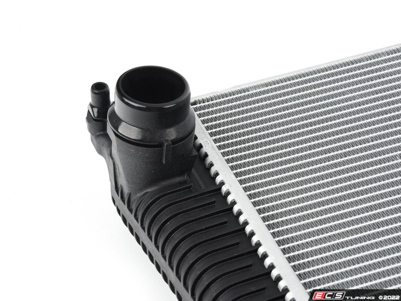 Genuine BMW - 17118747893 - RADIATOR (17-11-8-747-893)