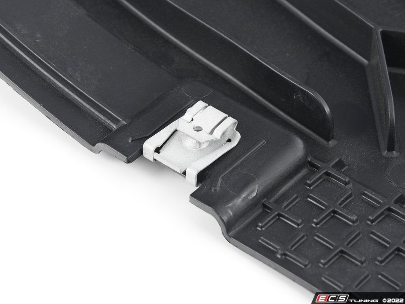 Genuine Mercedes Benz - 213520580064 - ENGINE COMPARTMENT COVER