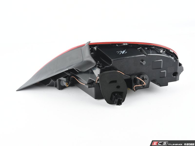 Genuine Volkswagen Audi - 5C5945207E - LED Tail Light - Left (5C5 945 ...