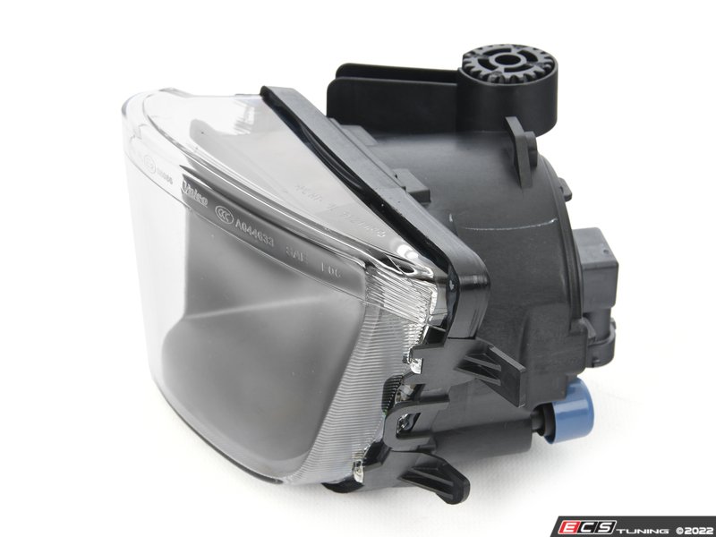 Genuine BMW - 63177182195 - Fog Light (63-17-7-182-195)