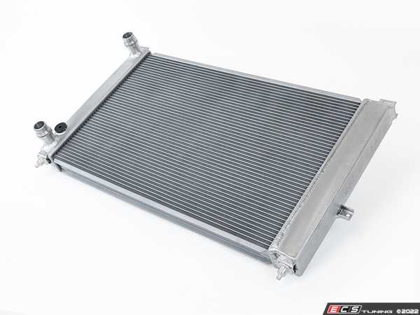 CSF Cooling - 7204 - High Performance Aluminum Radiator