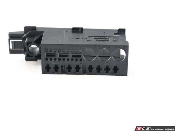 Genuine Mercedes Benz - 0005458443 - SOCKET HOUSING