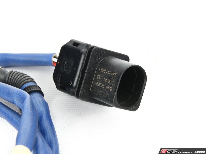 Genuine Porsche - 94860613102 - OEM Pre-Catalyst Oxygen Sensor - Priced ...