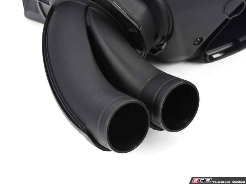 Genuine Volkswagen Audi - 4G0133836AH - AIRCLEANER (4G0 133 836 AH)