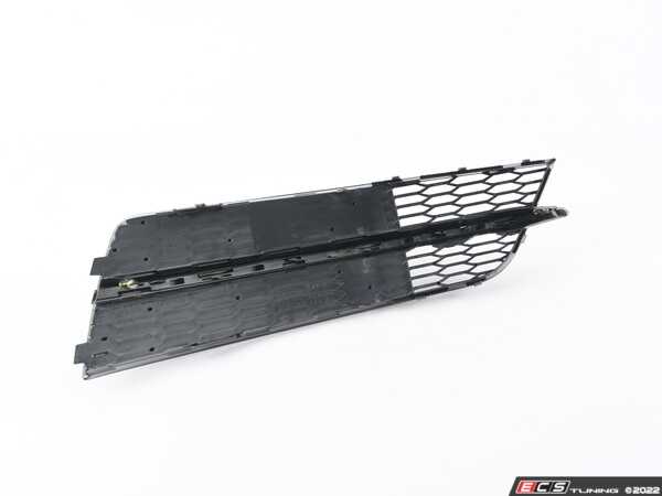 Genuine Volkswagen Audi - 4G8807647HBMT - GRILLE (4G8 807 647 H BMT)