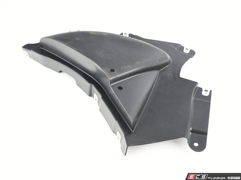 Genuine BMW - 51717447136 - COVER, WHEELL HOUSING, BOTTO (51-71-7-447-136)