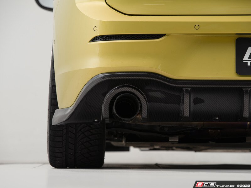 ECS - 033123la01KT - MK8 GTI Carbon Fiber Rear Diffuser