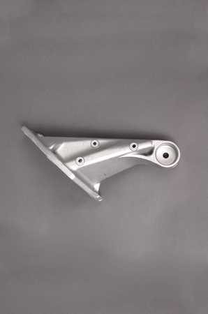 Genuine BMW - 22116750852 - Engine Mount Supporting Bracket - Right (22 ...