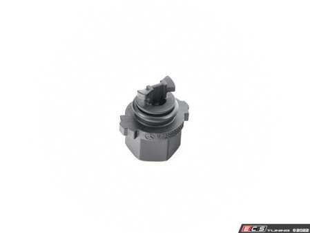 Genuine Mercedes Benz - 725589039000 - ADAPTER